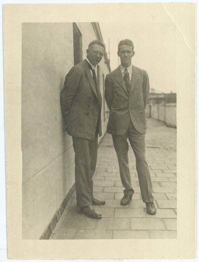 August Krogh og Cecil Drinker i Boston | Europeana