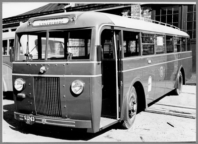 Bergslagernas Järnväg, BJ buss 176. Buss Chassi, motala verkstad år ...