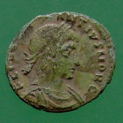 Constantinus I. (Magnus) (306-337); Rom; 335 - 336; Follis; RIC 366 ...