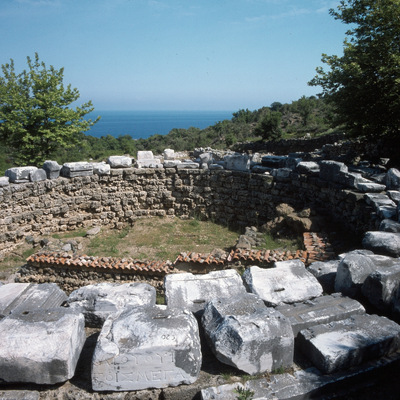 Samothrake. Arsinoeion. Heiligtum. Der Rundbau des Arsinoeions und die ...