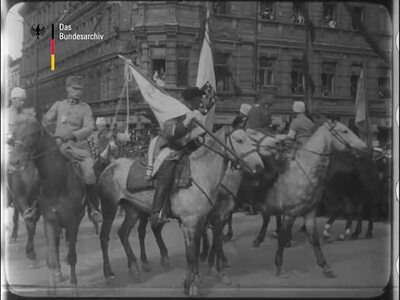 Einzug des siegreichen Generals von Mannerheim in Helsingfors | Europeana