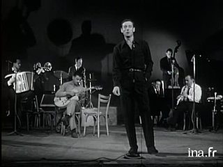 Yves Montand\ "the great boulevards\" | Europeana