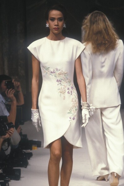 Jean-Louis Scherrer, Spring-Summer 1989, Couture | Europeana